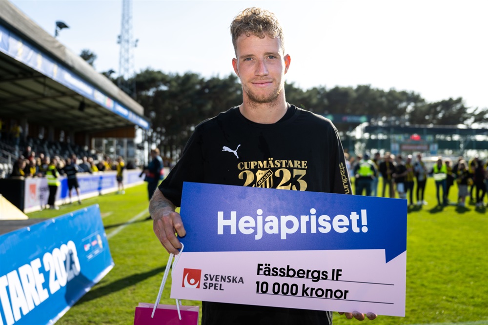 Samuel Gustafsson donerar vinstpengar till Fässbergs IF / Fässbergs IF