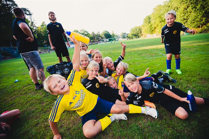 Fotbollsskola 2019 N ttraby GoIF