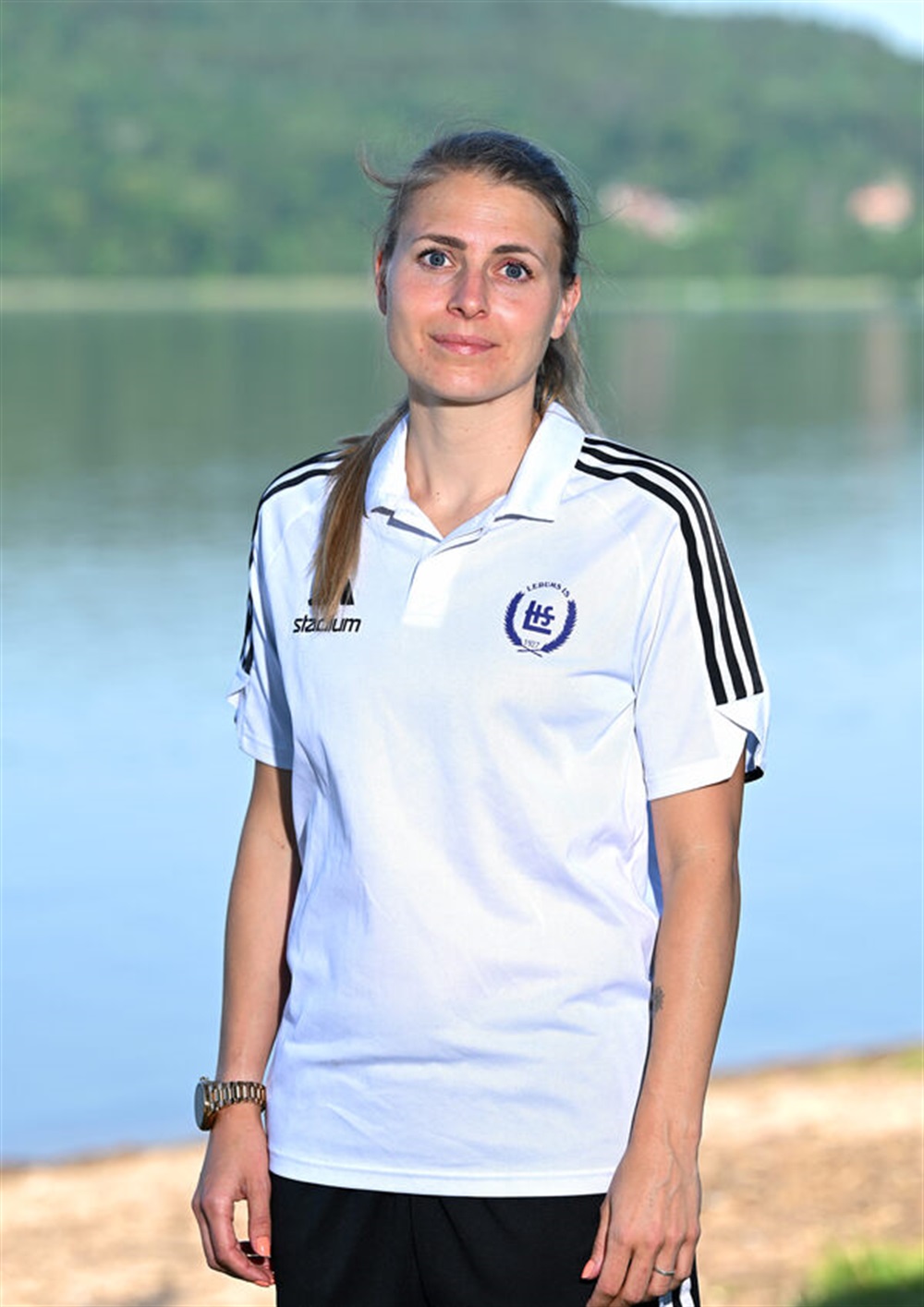 Jenny slutar som klubbchef / Lerums IS